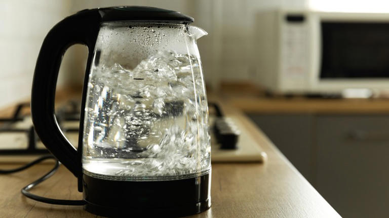 The Best Homemade Iced Tea Starts With The Water