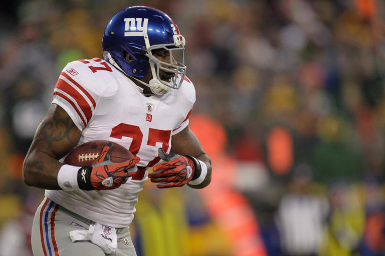 Brandon Jacobs says he's 'interested in working with the New York Giants'