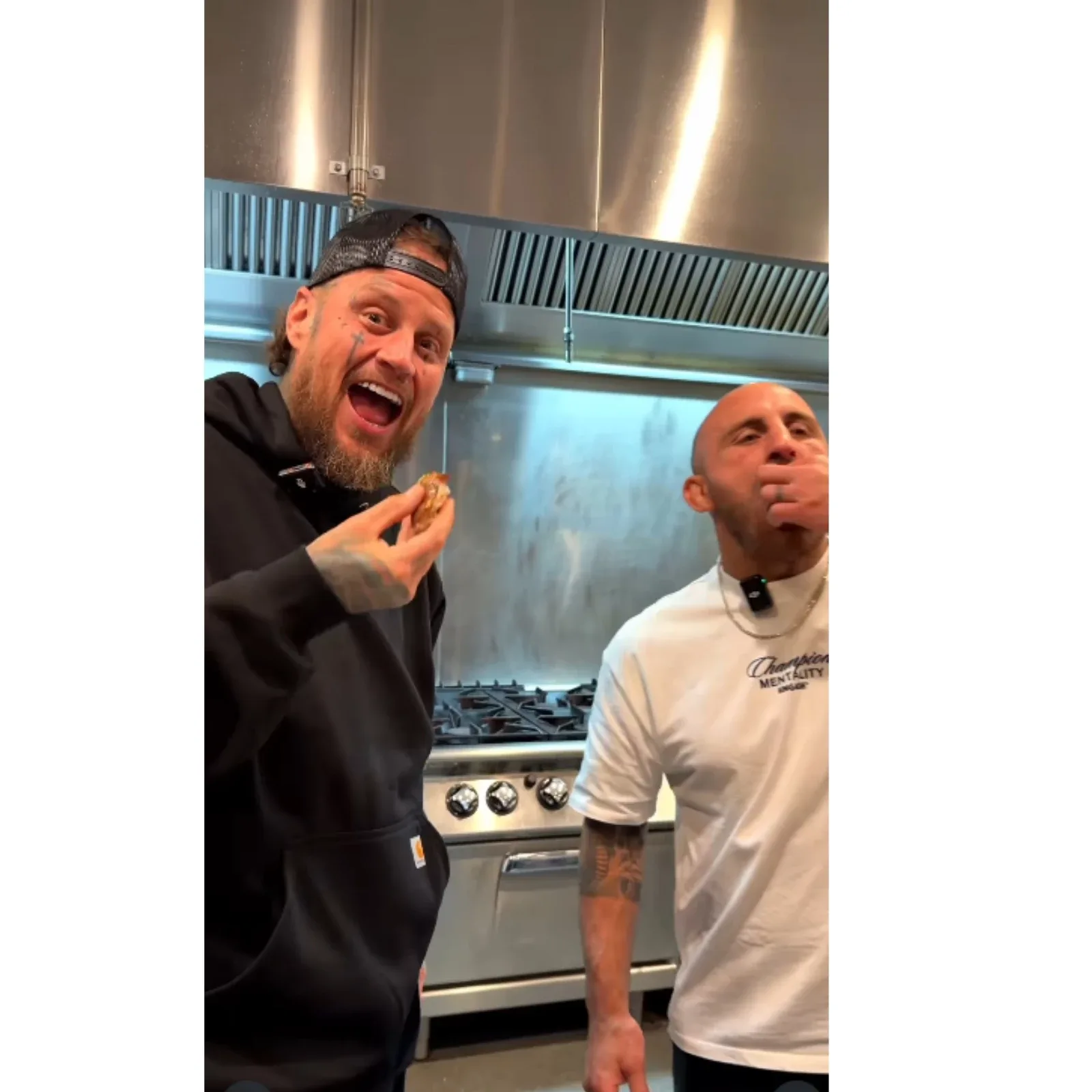 Jelly Roll Transforms to Chef Roll + Cooks His Own Gourmet Late-Night ...