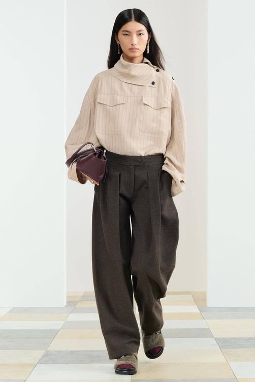 El bolso de Zara de cuero que se va a agotar este invierno: color ideal ...