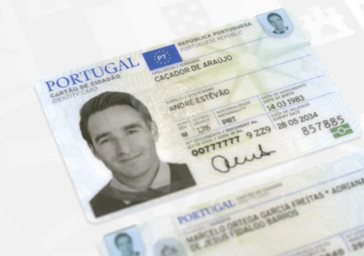 Não é a foto nem o nome: isto é que manda no teu Cartão de Cidadão