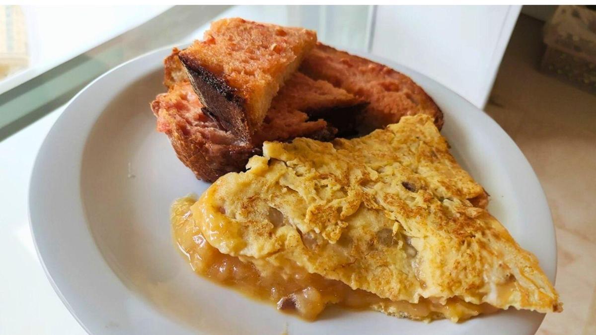 Pili Vila, hermana de Rosalía, sobre la tortilla de patatas de un ...