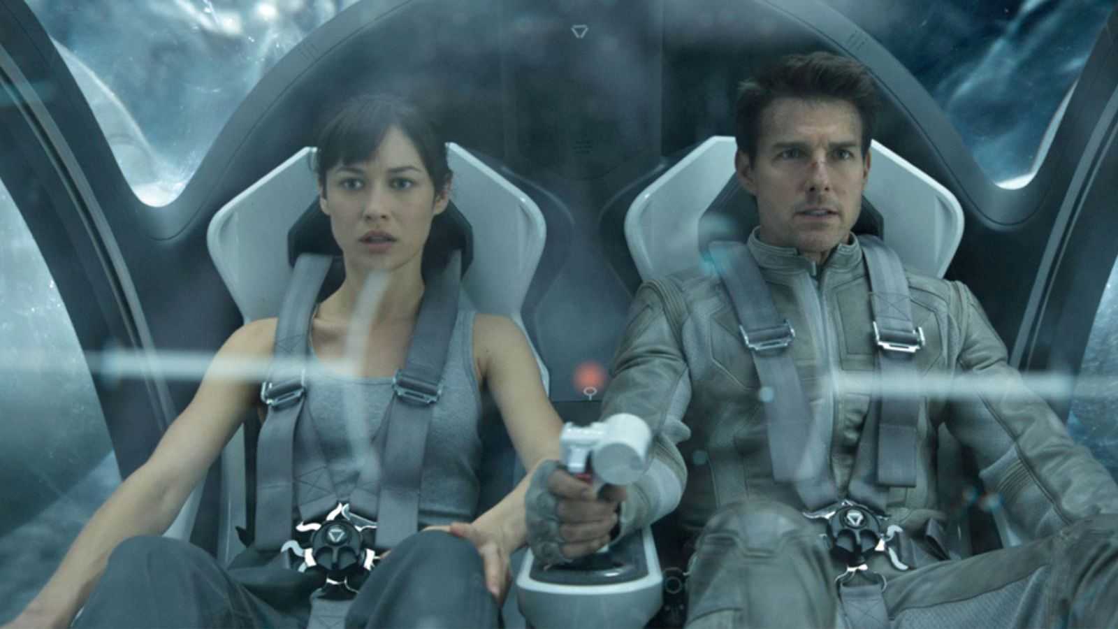 Tom Cruise Fans Are Sleeping On This Underrated Sci-Fi Thriller
