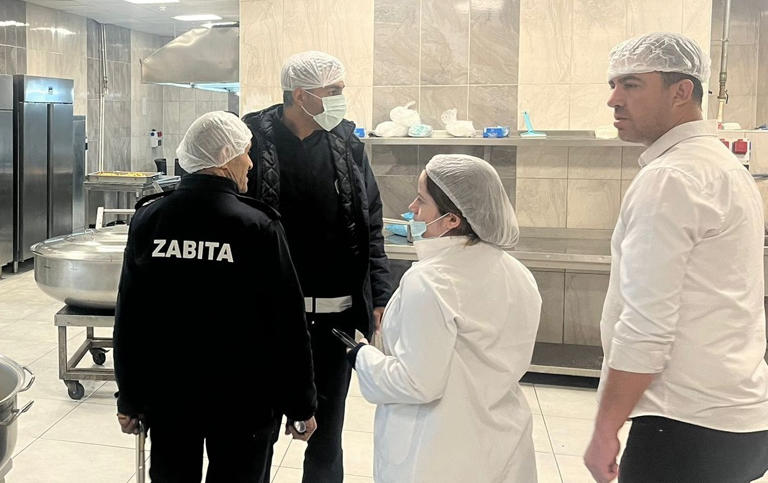 Hakkari’de GSB yurt yemekhanesi zabıta denetiminden geçti