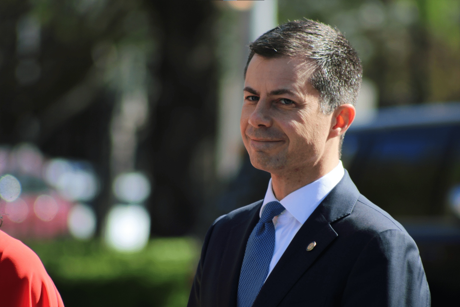 Pete Buttigieg shrugs off bizarre attack from Trump