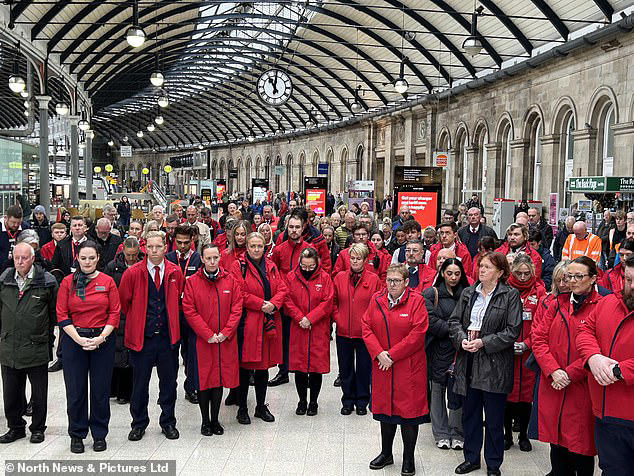Princess of Wales's touching tribute to the fallen as she leads the ...