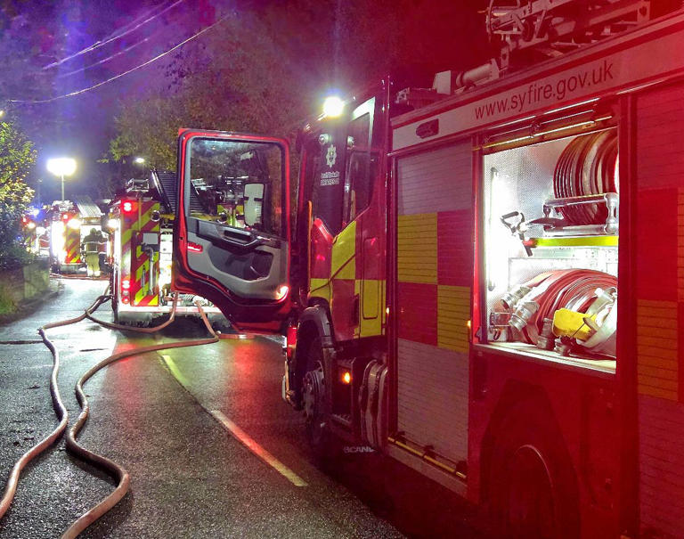 Ecclesfield fire: Dramatic pictures show scale of damage after ...