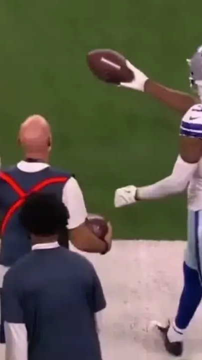 George Pickens fined for taunting Denzel Burke