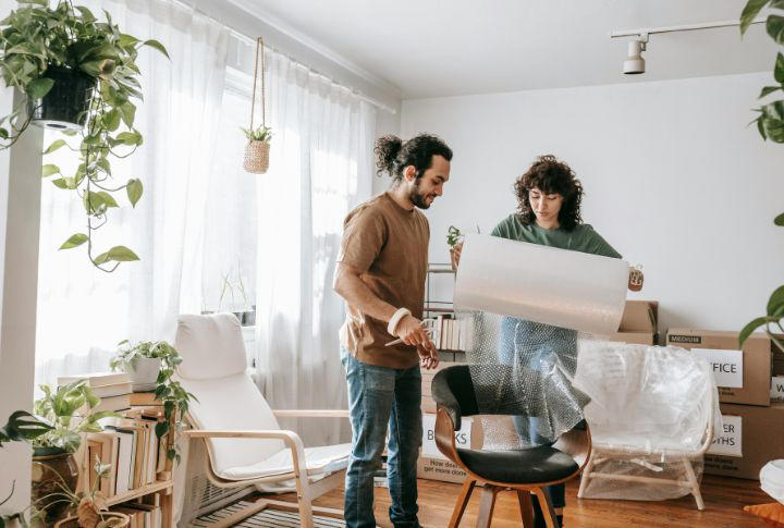 Common Household Items That Designers Quietly Remove For A Cleaner ...