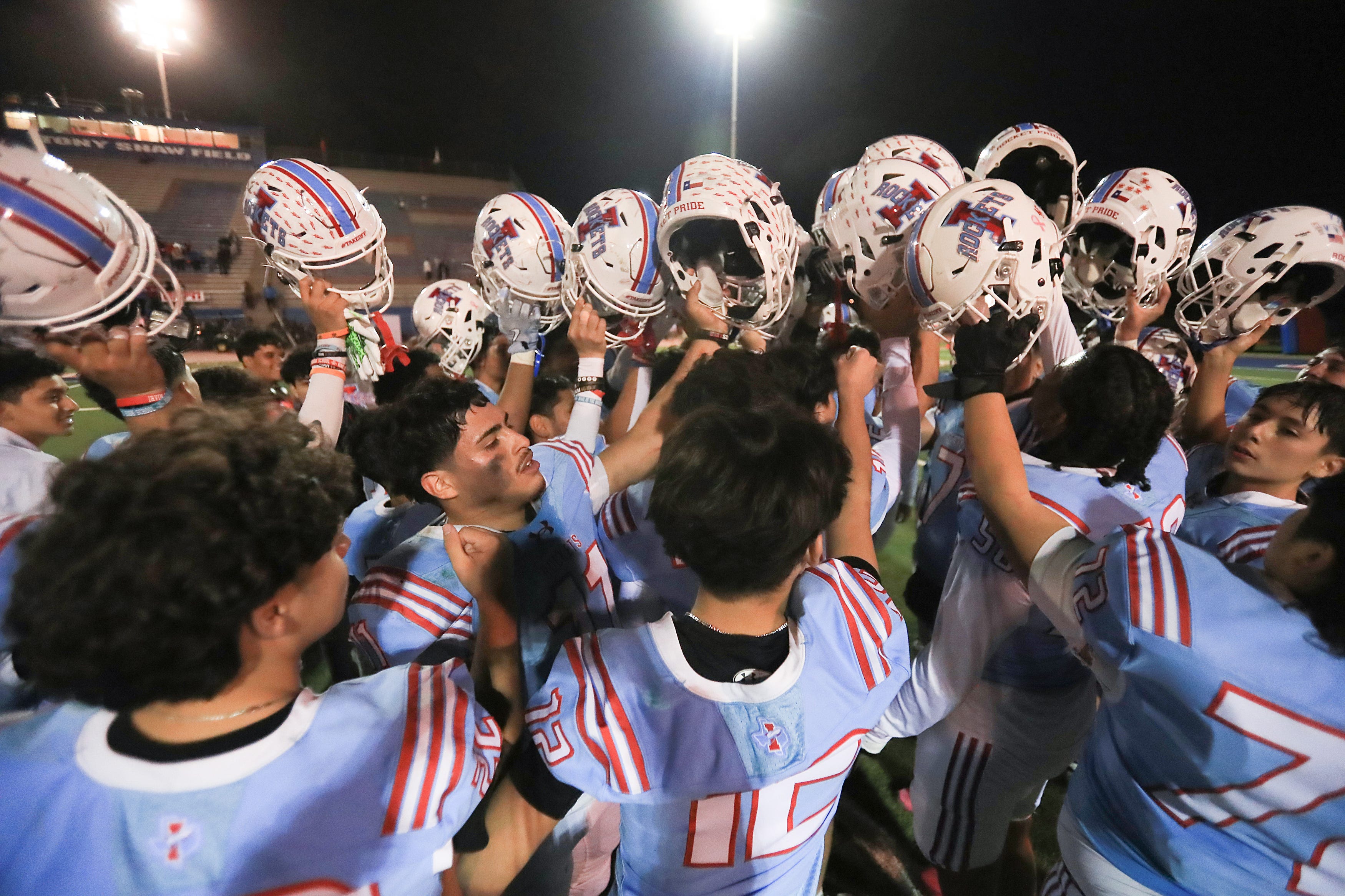 Texas high school football scores from El Paso Week 12
