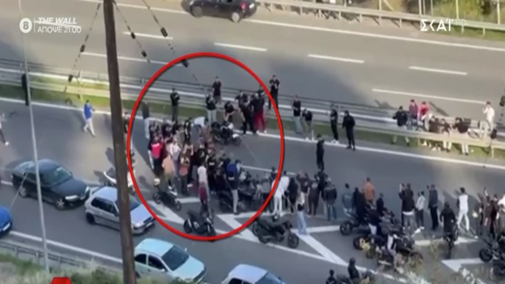 Χαλκίδα: Ταυτοποιήθηκαν τέσσερα άτομα για τις κόντρες στη γέφυρα