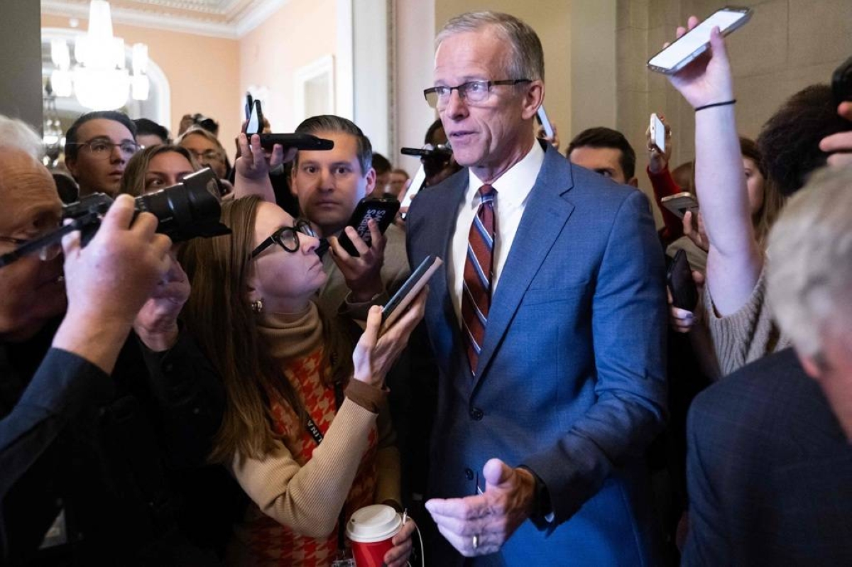 US shutdown's end nears as stopgap bill goes to House