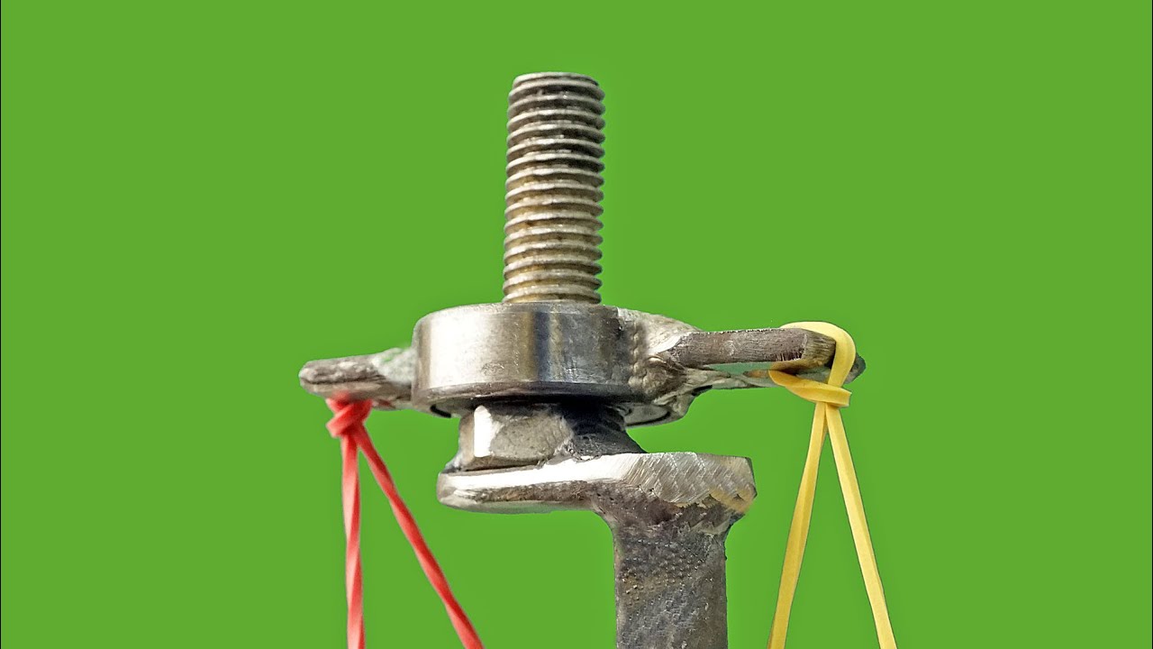 How to create an amazing idea with two rubber bands