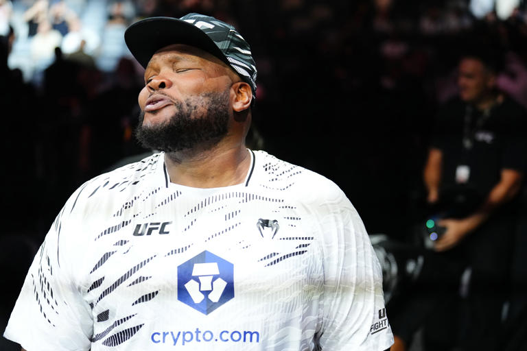 Chris Barnett among several fighters released by UFC