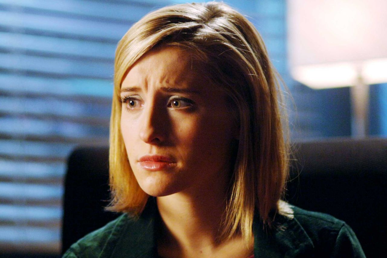 Allison Mack's mom was nervous to bail her out after NXIVM arrest: 'I'm ...