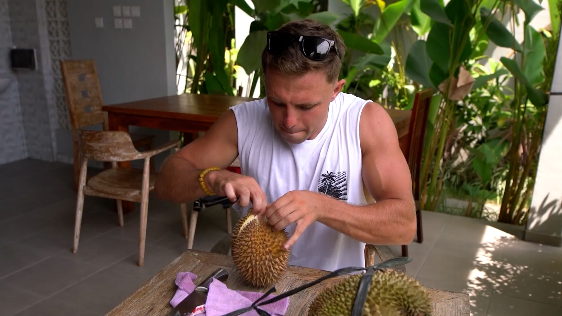Try Durian – Foreigners React