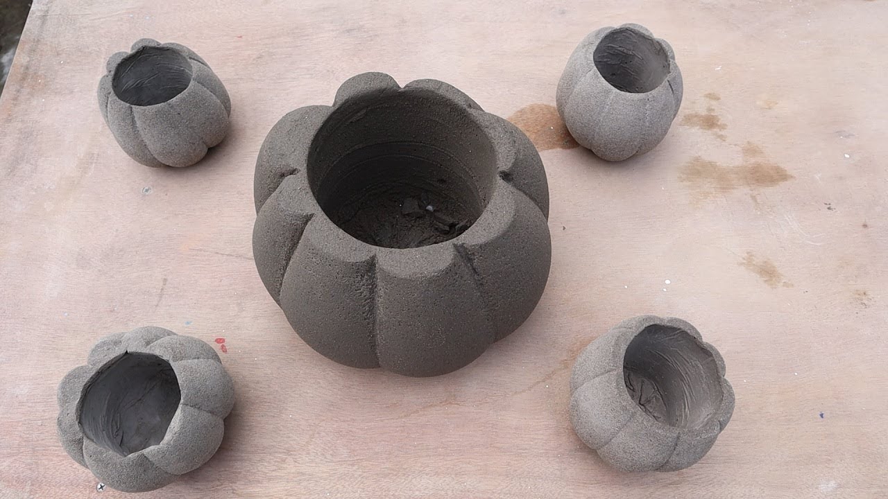 Make beautiful flower pots from cement | Simple home craft