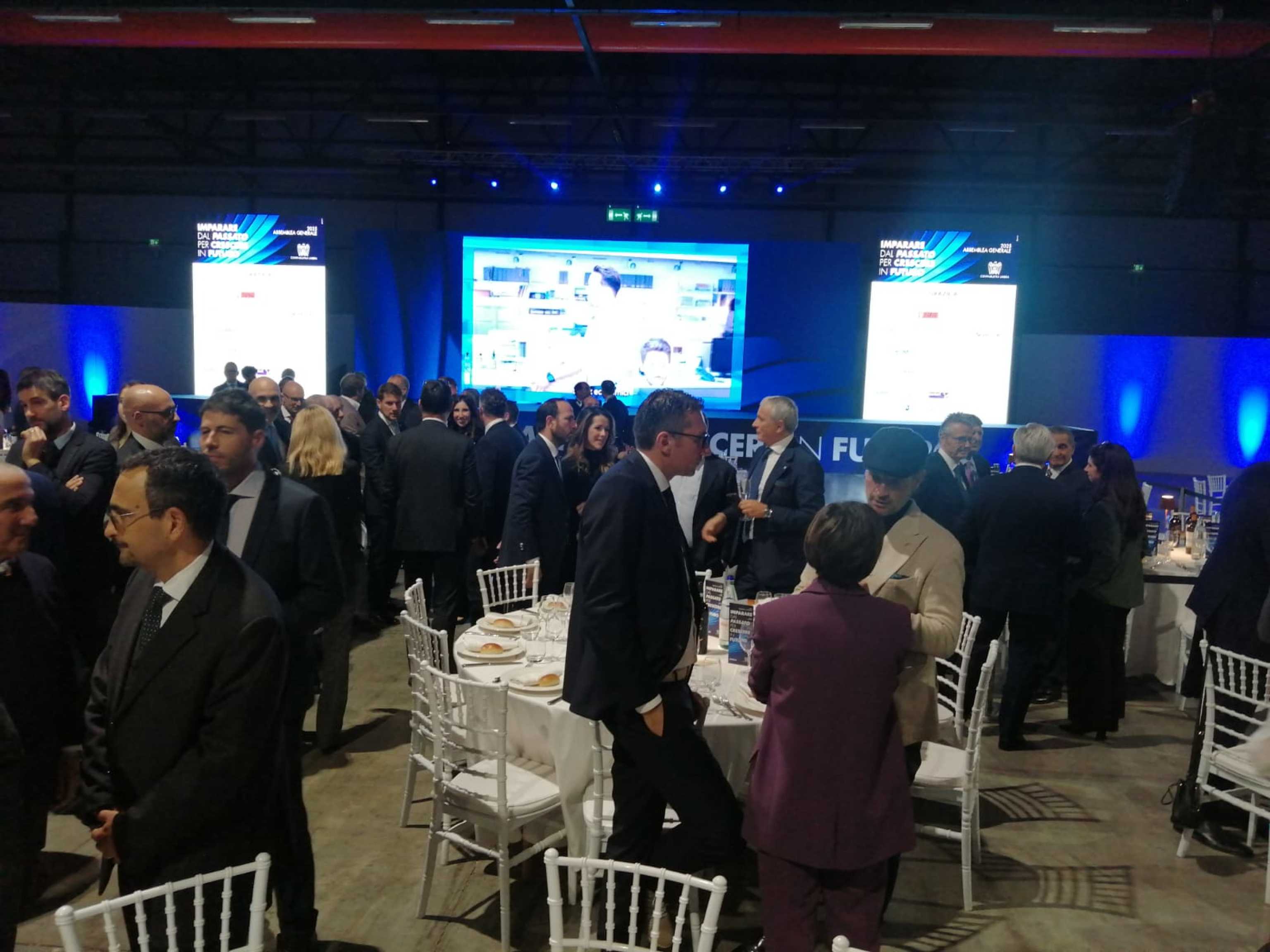 Proietti apre l'Assemblea pubblica di Confindustria Umbria