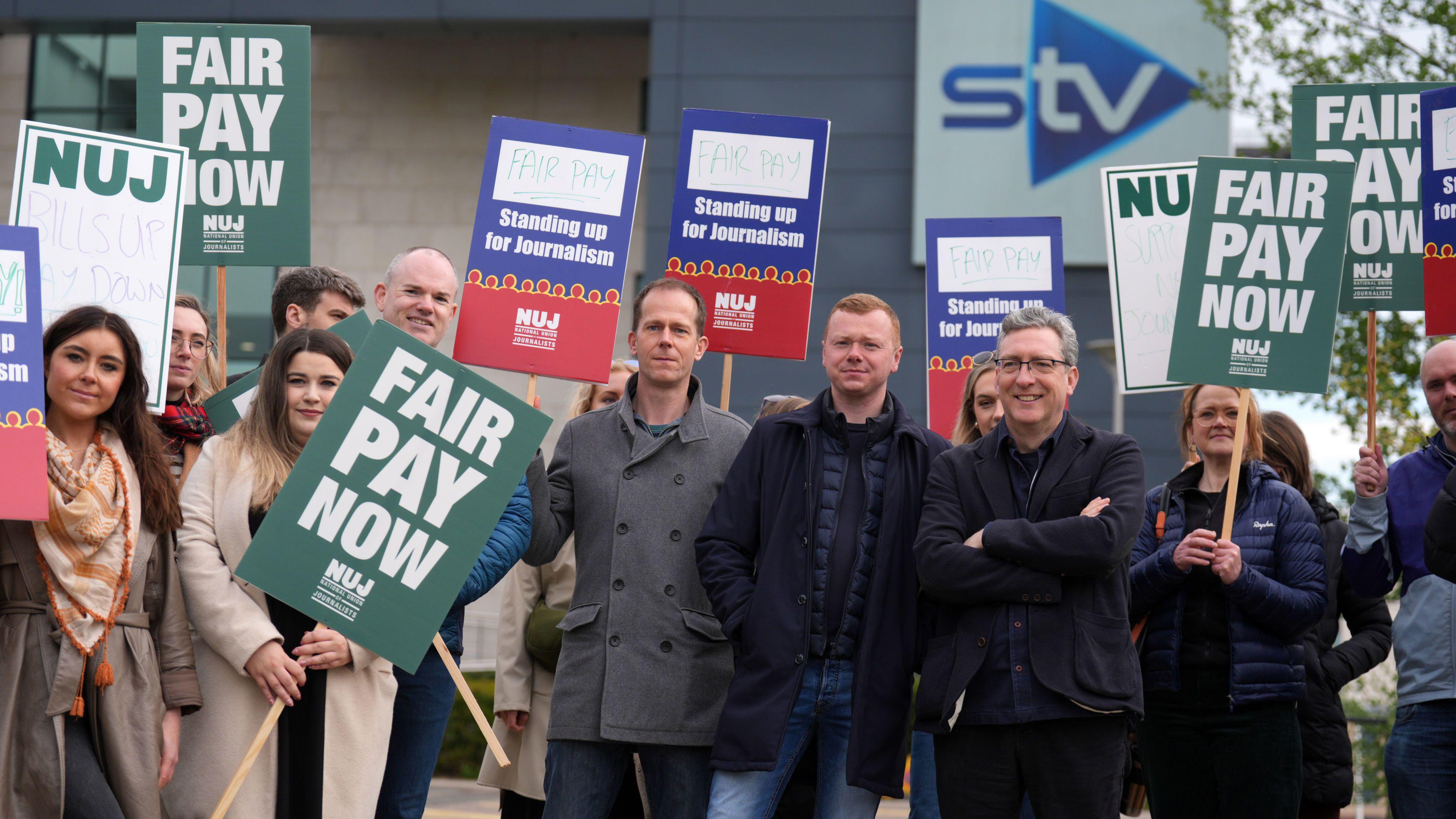 STV journalists to vote on strike before Christmas