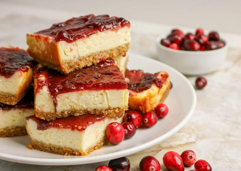 Cranberry Cheesecake Bars
