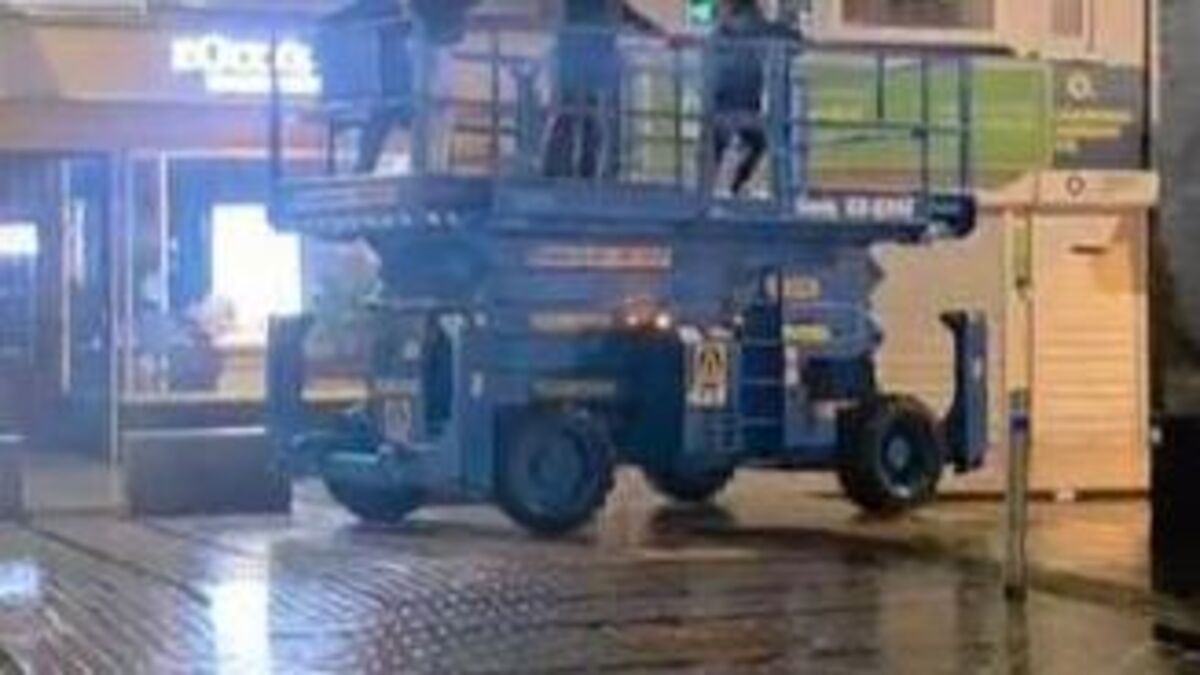 Men accused of causing damage with cherry picker in Cork City plan to ...