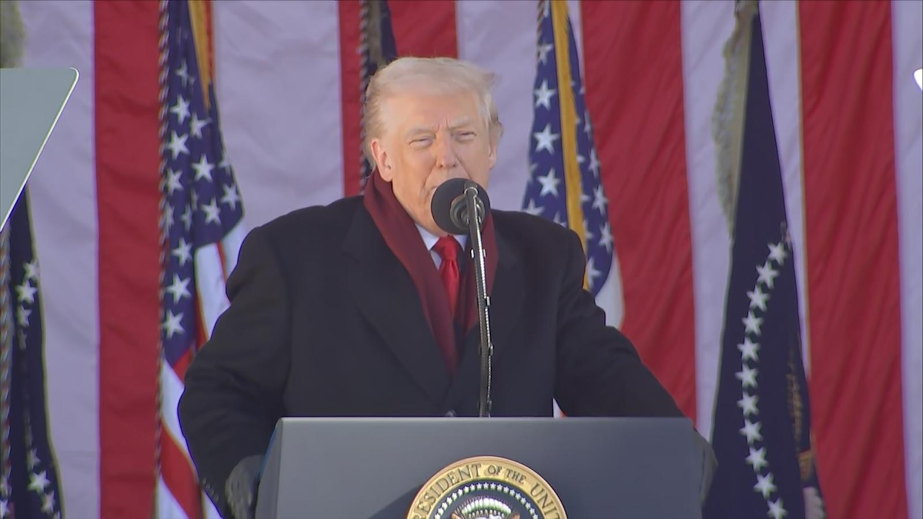 President Trump speaks at Arlington National Cemetery in honor of ...