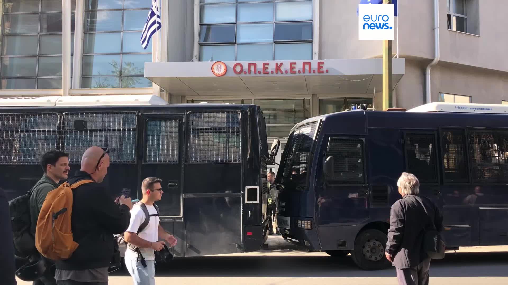 Αγρότες και κτηνοτρόφοι στην Αθήνα για ΟΠΕΚΕΠΕ και ευλογιά προβάτων ...
