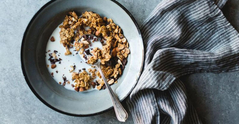 Is Granola Really A Healthy Breakfast Or Just A Sugar Trap