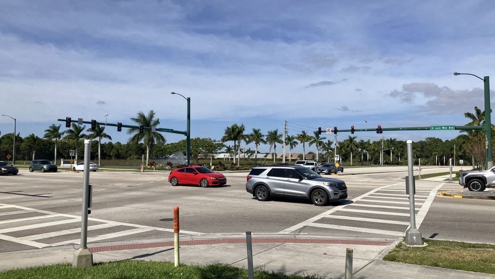 Port St. Lucie may get cameras to catch red light runners