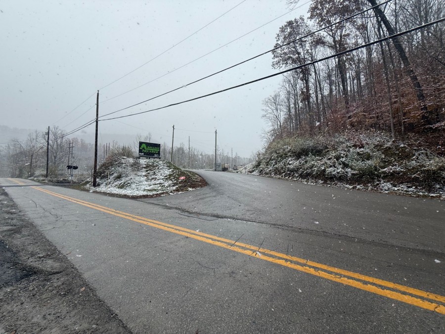 Efforts continue to rescue Nicholas County mine worker