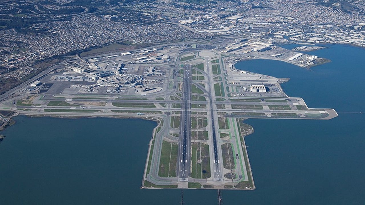 Flying issues persist as FAA ramps up flight reductions at 40 US airports