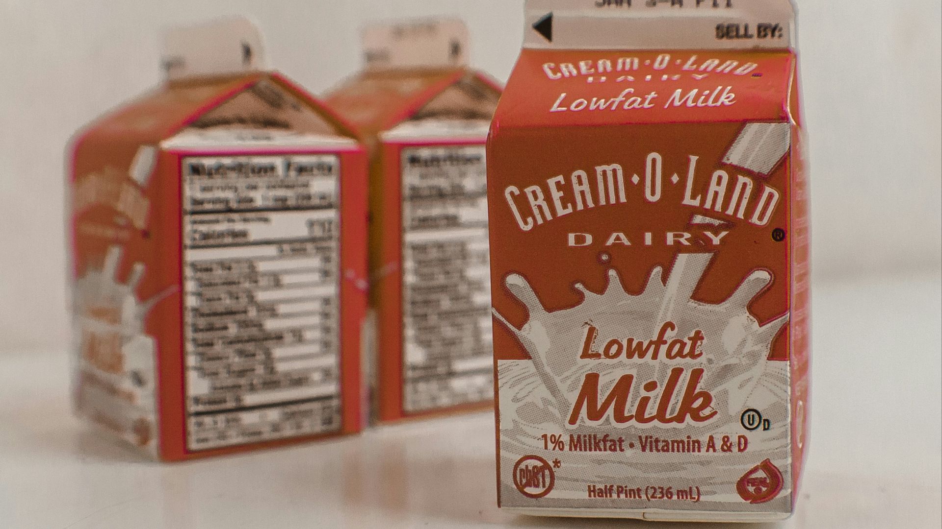 What’s In Your Carton? The Major Differences Between Milk And Cream