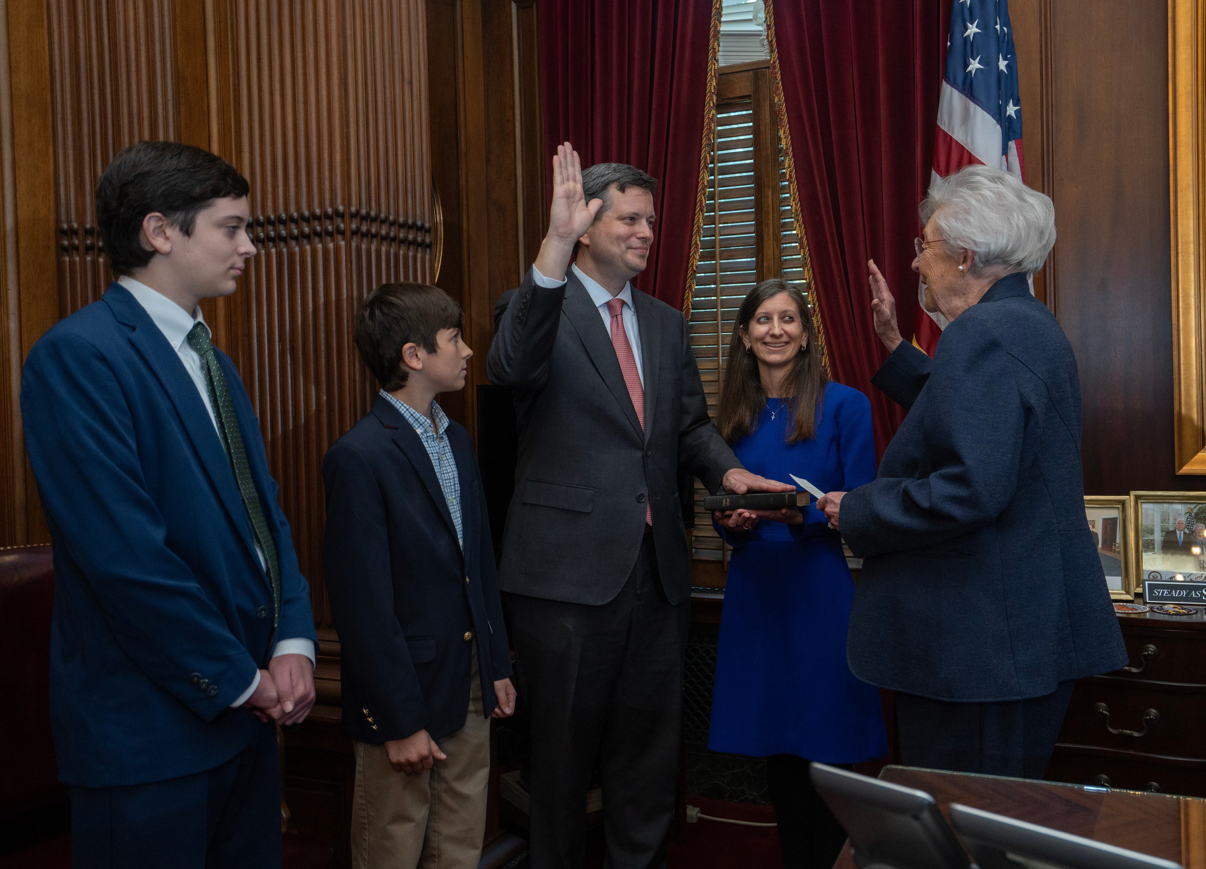 Ivey appoints new justice to Alabama Supreme Court