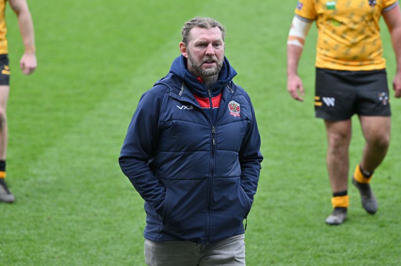 Sean Long in shock coaching departure as ambitious club search for new boss
