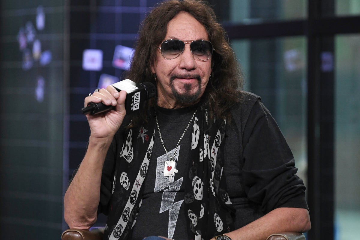 Founding Kiss guitarist Ace Frehley died from injuries suffered in fall ...