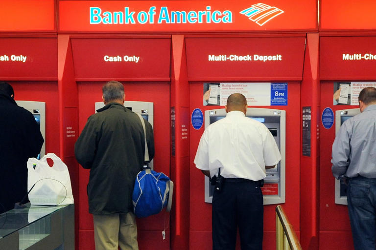 Bank of America faces lawsuit from employees over unpaid wages