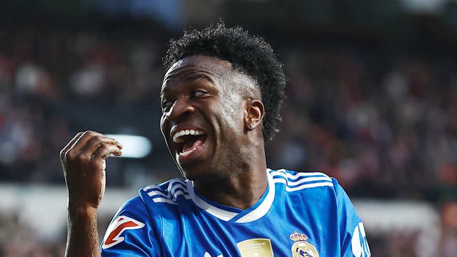 Real Madrid Legend Backs Vinicius Jr. After El Clasico Controversy
