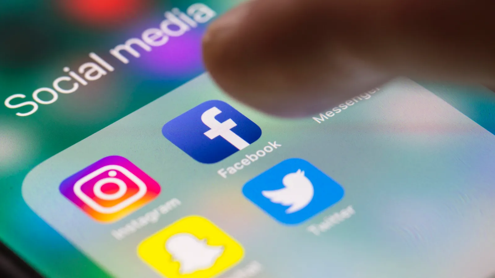 How to erase your social media and online data without disappearing ...