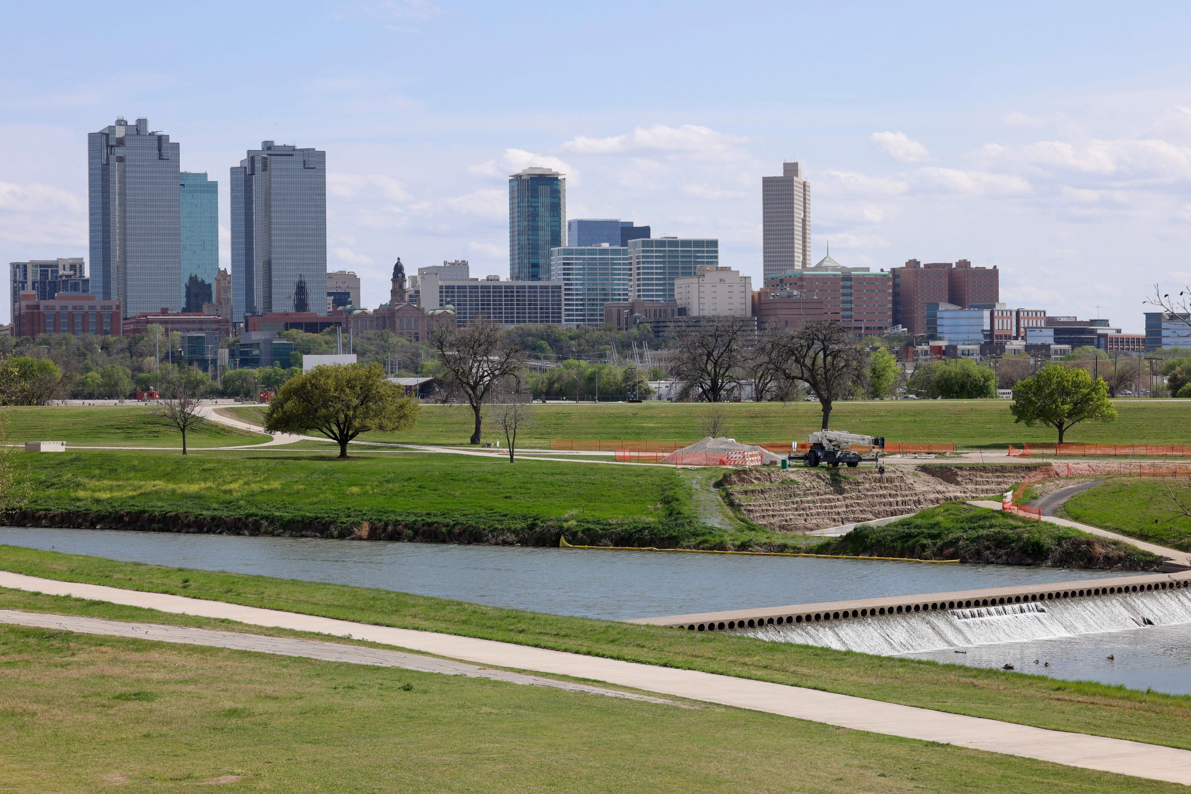 2 teens dead, 1 man missing near Houston after kayak capsized in ...
