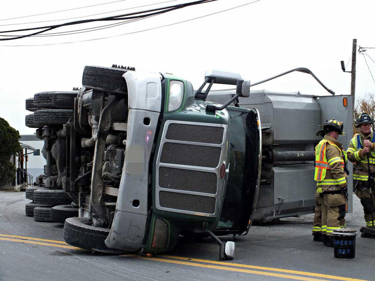 Dump truck overturns in Fair Lawn (photos)