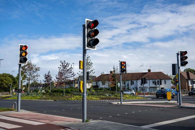 Milton Road roundabout 'a major failure' one year after opening