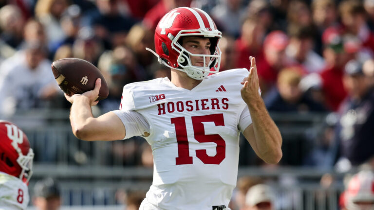 ESPN’s Predictor Forecasts the 12-Team College Football Playoff Right Now