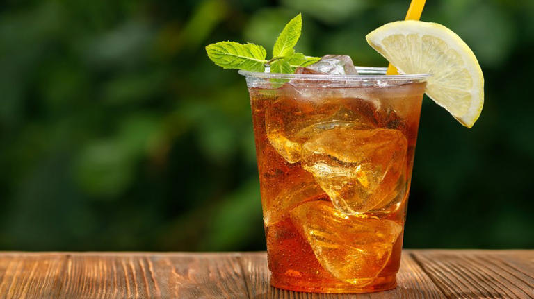 The Best Homemade Iced Tea Starts With The Water