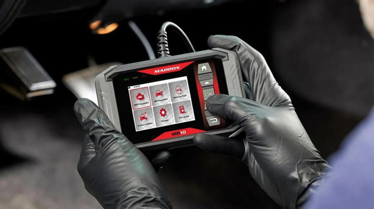 Everything To Know About Harbor Freight's Fancy Maddox Screen Code Readers