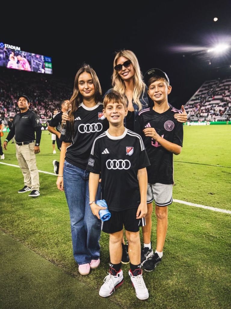 Ivanka Trump's three kids have her supermodel height in rare family photo