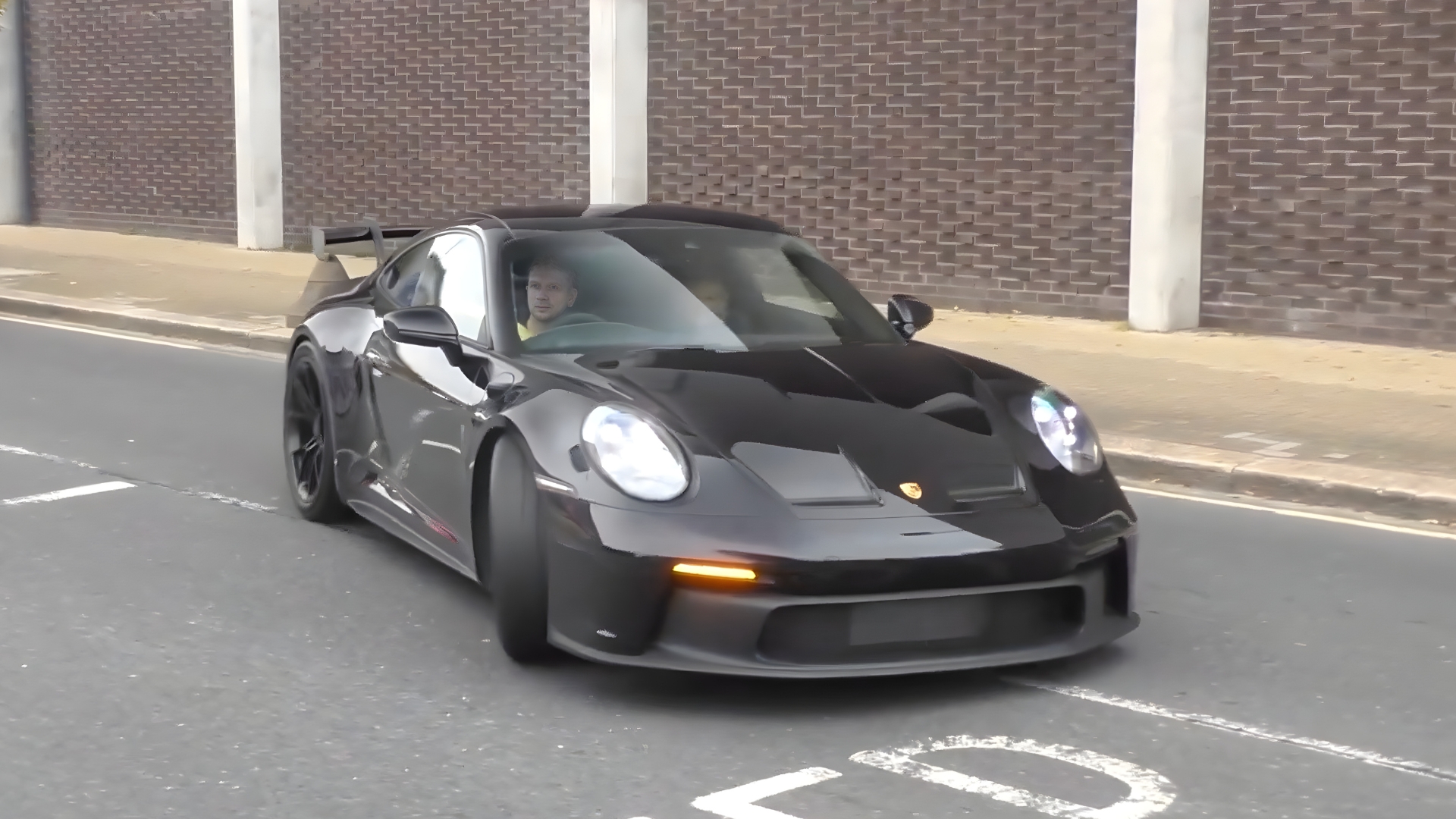 Can You Spot This $450.000 Porsche in London?