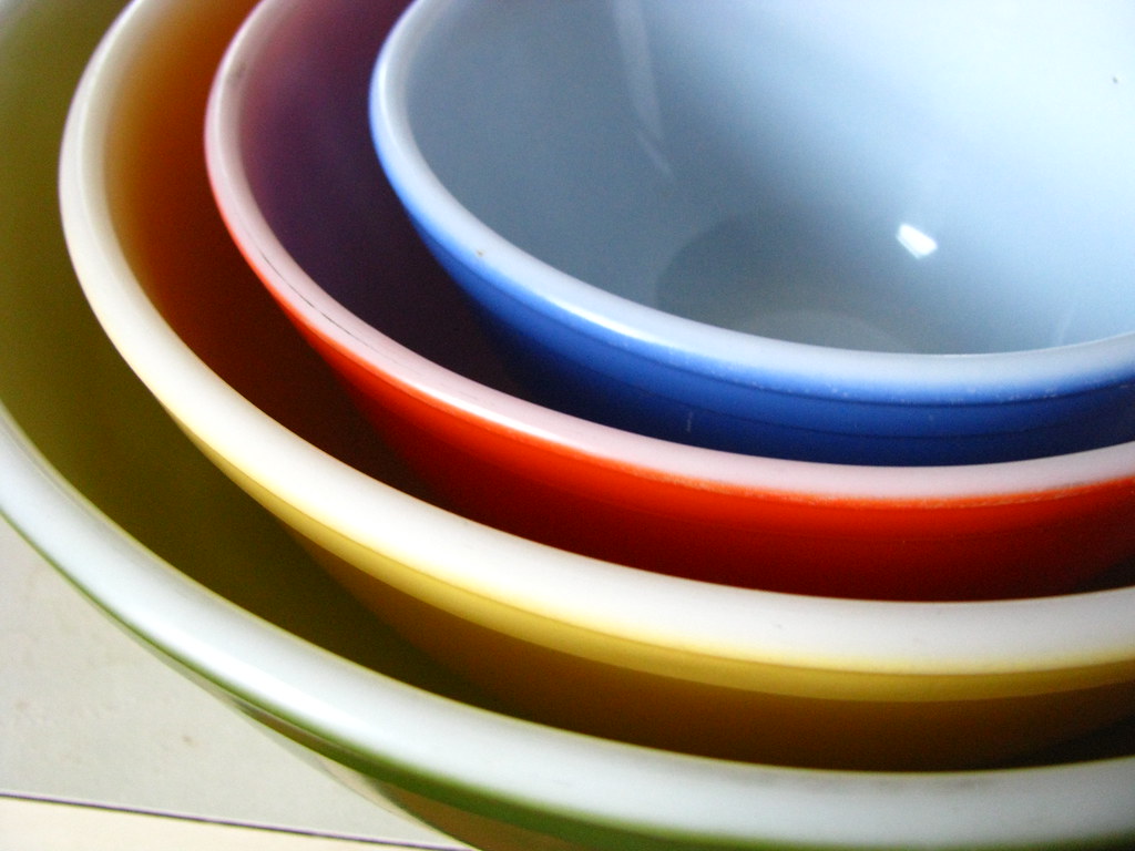 How to Identify Vintage Pyrex