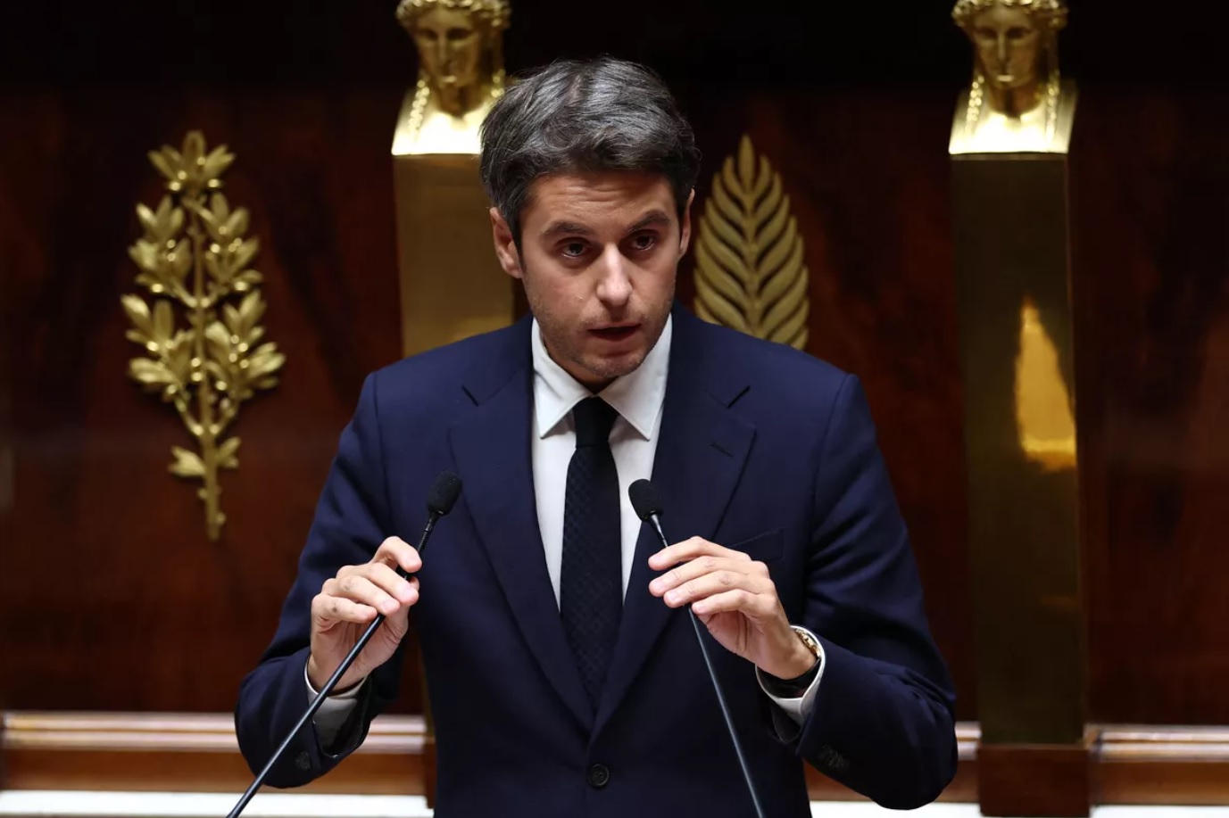 « Les femmes de ma vie » : Gabriel Attal publie une photo de Joyce ...