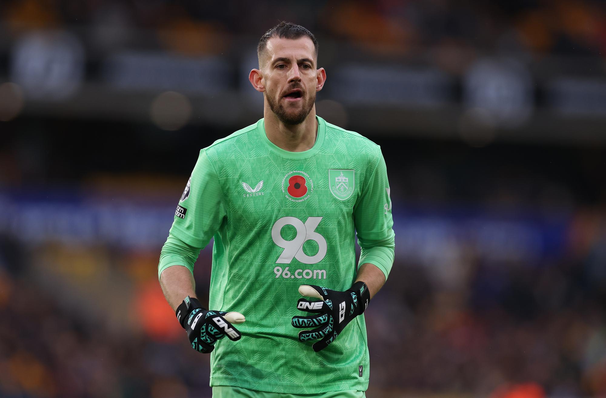 This is where Burnley's Martin Dubravka ranks among Premier League ...