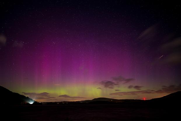 Northern Lights visible across Lake District tonight - here is where ...